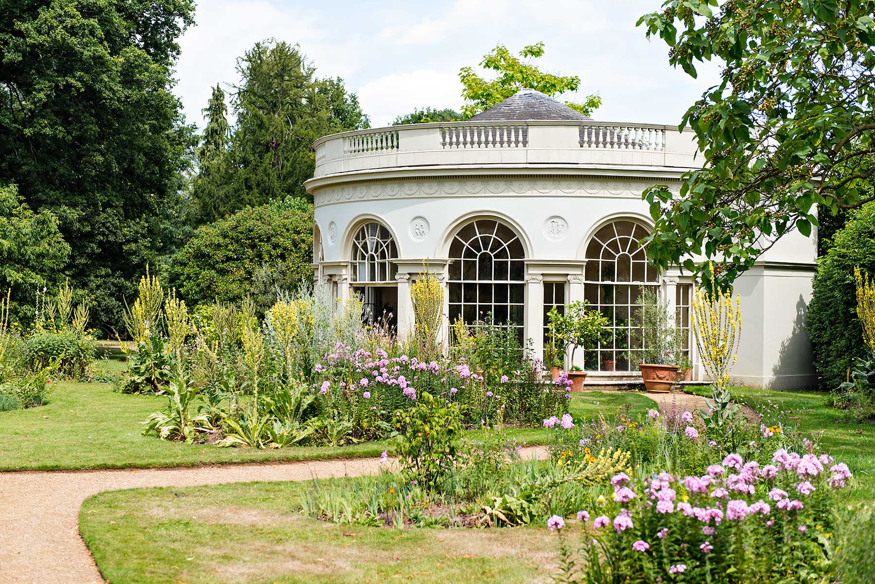 Step into 18th century London at Osterley Park | Urban Pixxels