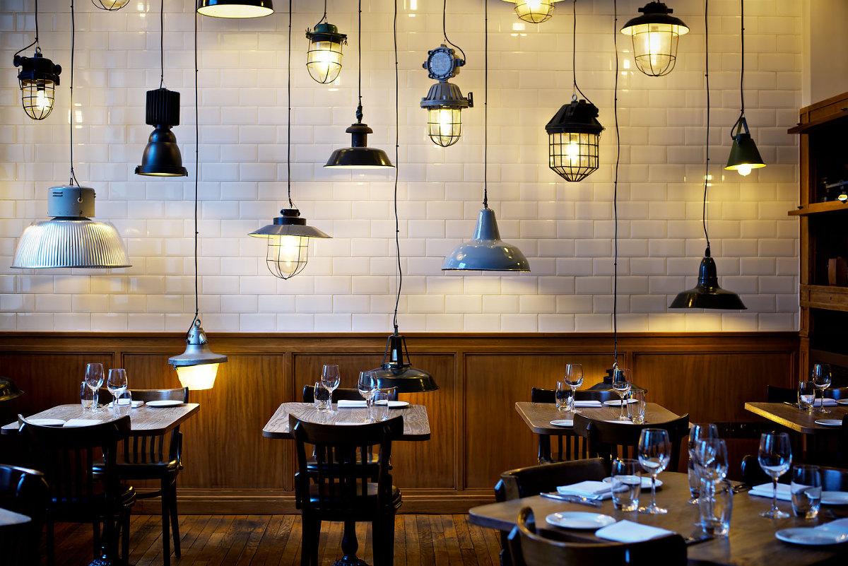 Lunch at the Corner Room | Urban Pixxels