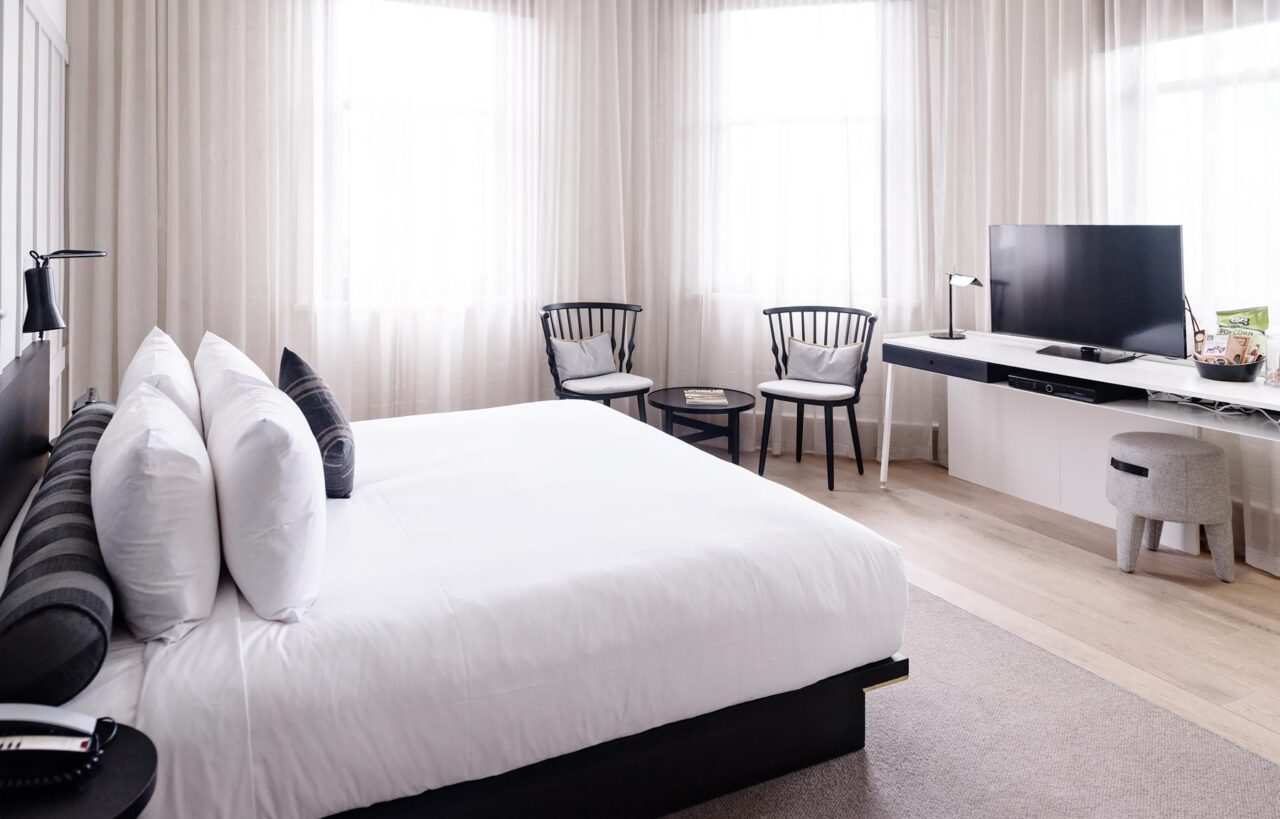 10 Tricks to Turn your Bedroom into your Favourite Boutique Hotel
