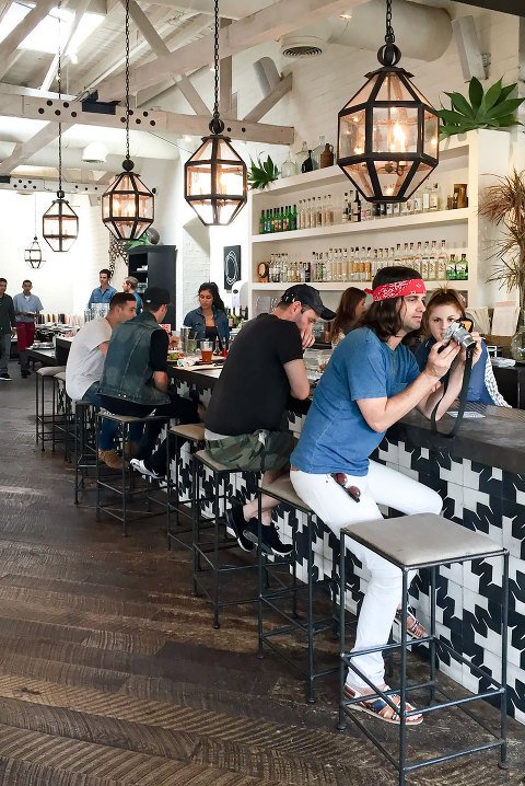 9 Amazing & Yummy Places to Eat Healthy in LA | Urban Pixxels